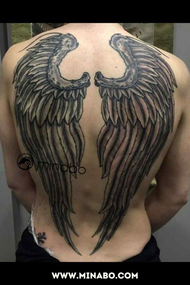 62 tatuajes de alas en la espalda: diseños y significado para inspirarte